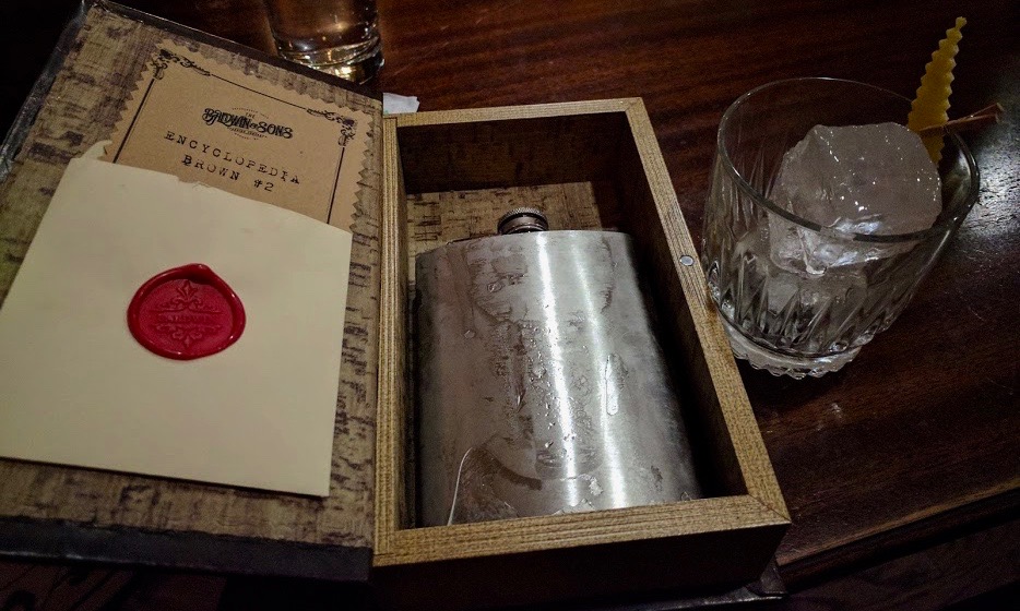 A Trip to the Baldwin Bar / Baldwin & Sons Trading Co. – stirred